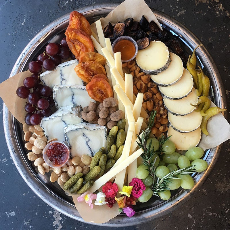 Petite Gourmet Cheese Tray | Venissimo Cheese