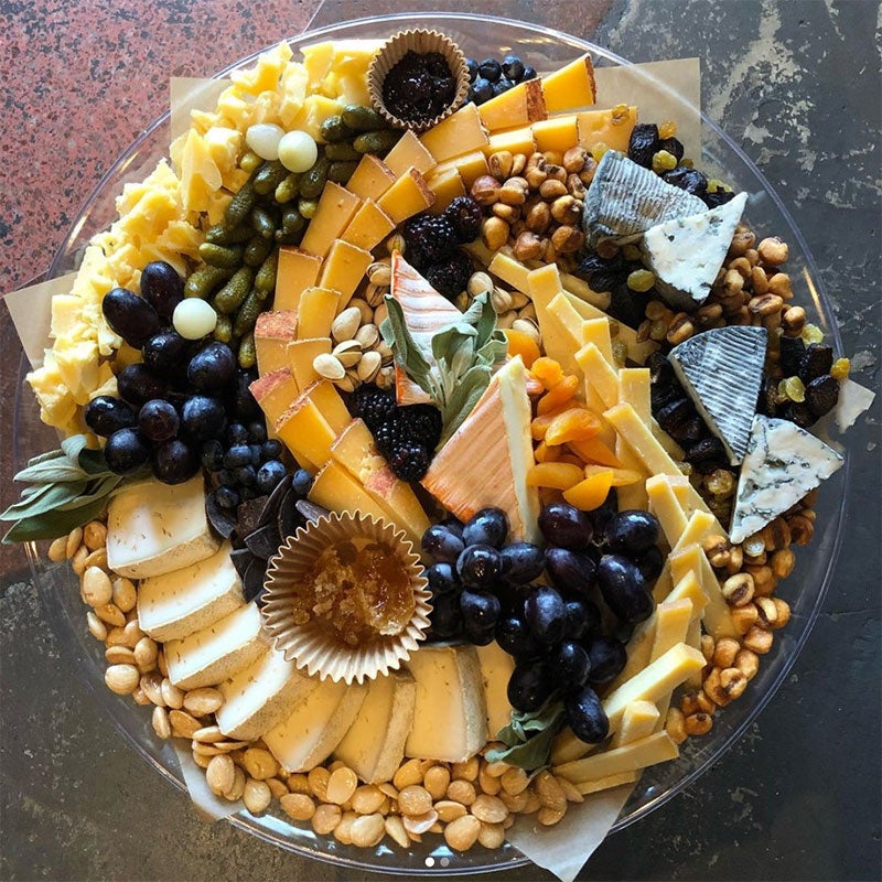Extra Large Gourmet Cheese Party Tray | Venissimo Cheese